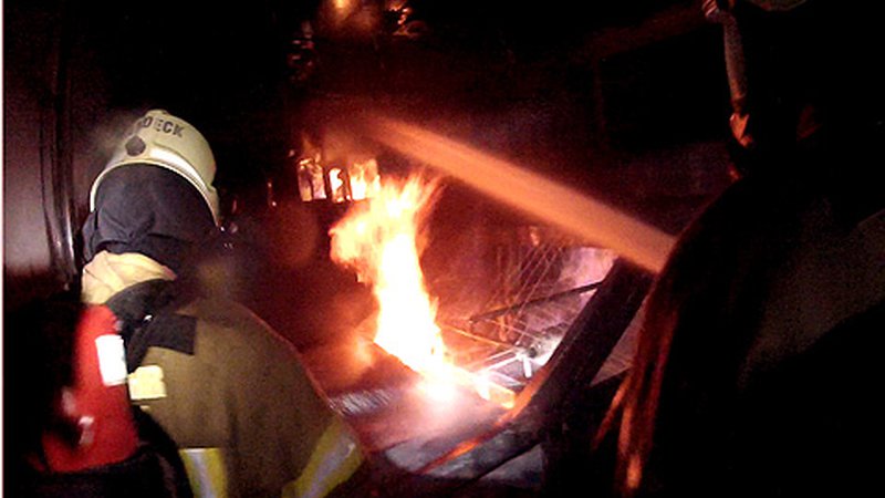 Tunnellöschtraining beim IFA in der Schweiz / Balstahl | Feuerwehr Landeck